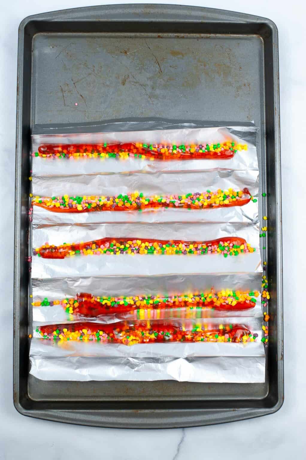 How to Make Homemade Nerds Ropes Candy (2 Ingredients!)