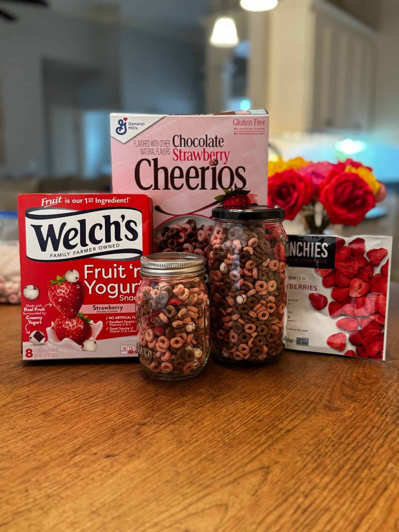 Healthy Easy Strawberry Valentine Snack Mix Recipe